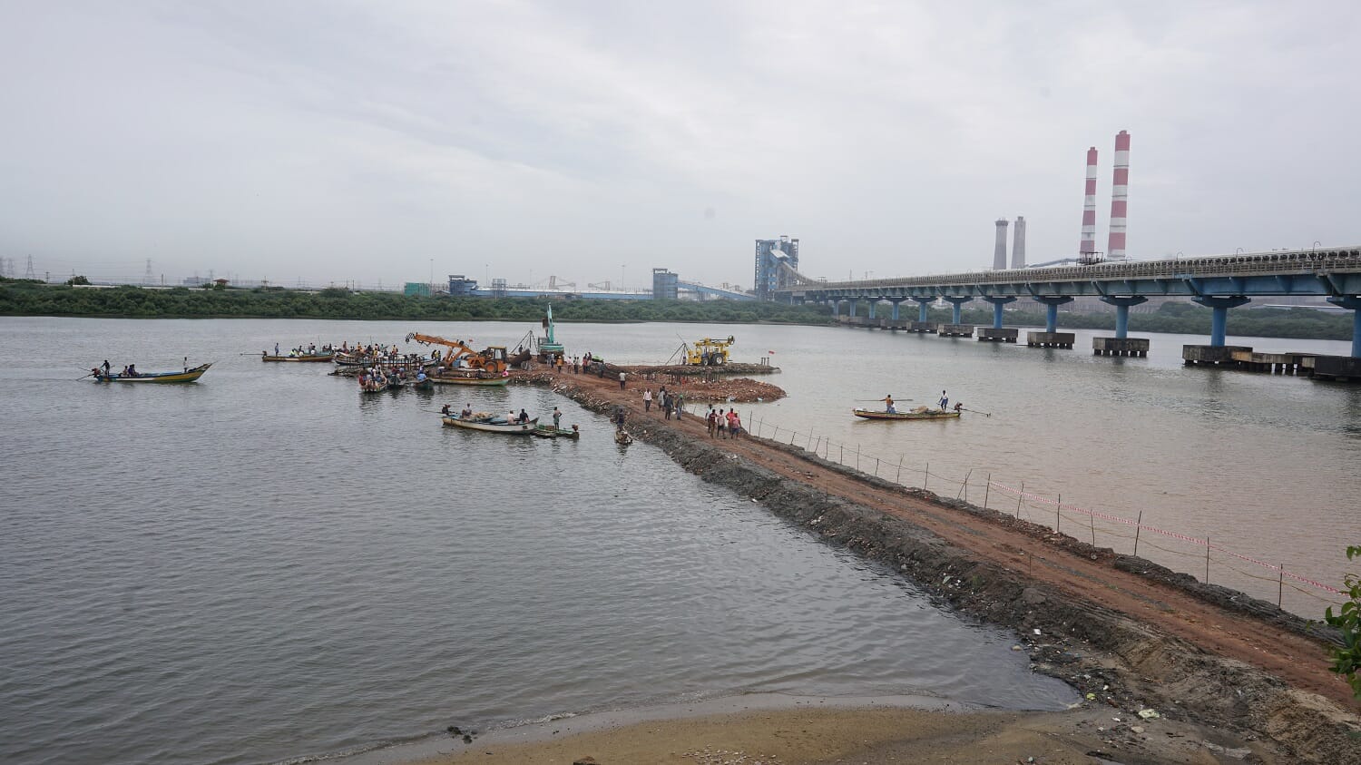 Fishers of Ennore demand their river back - Citizen Matters