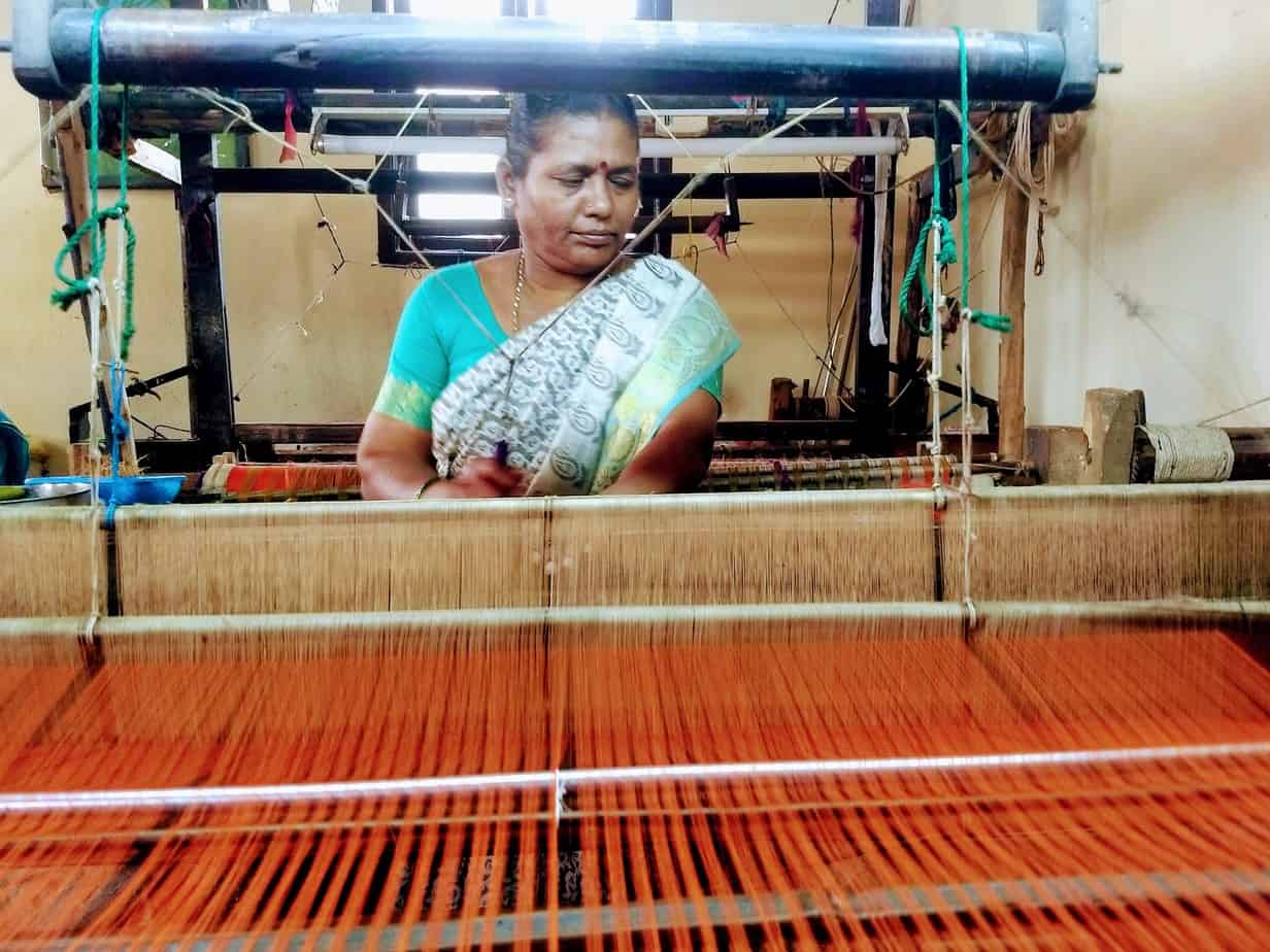 Internationally famous Anakaputhur weavers waiting for assistance in ...